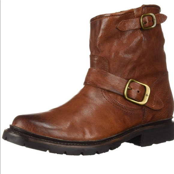 Frye Vanessa ankle bootie size 6B